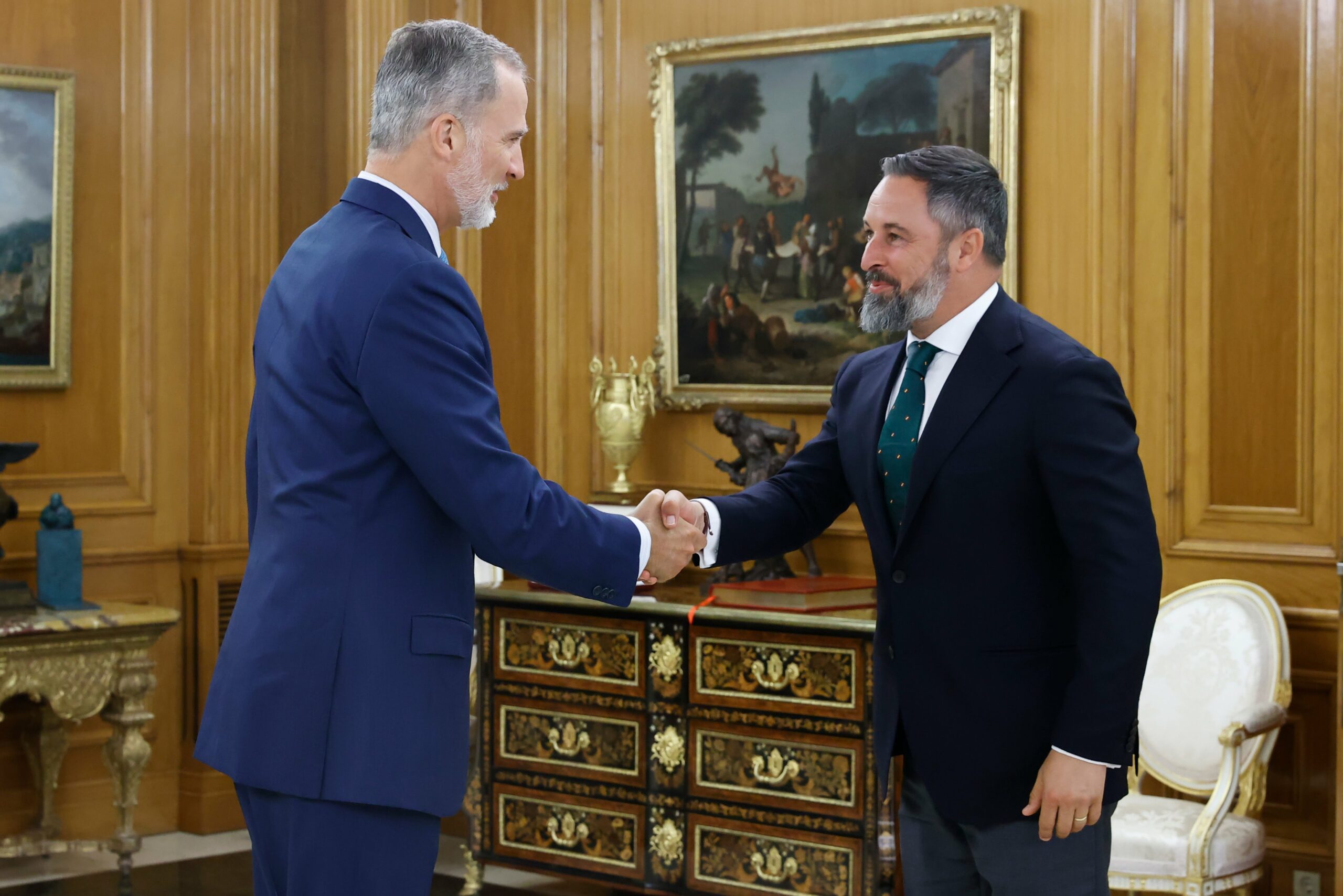 El rey recibe a Abascal en la ronda de consultas - Electomanía