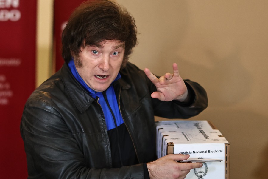 Argentina: como una estrella de rock, Milei - Electomanía