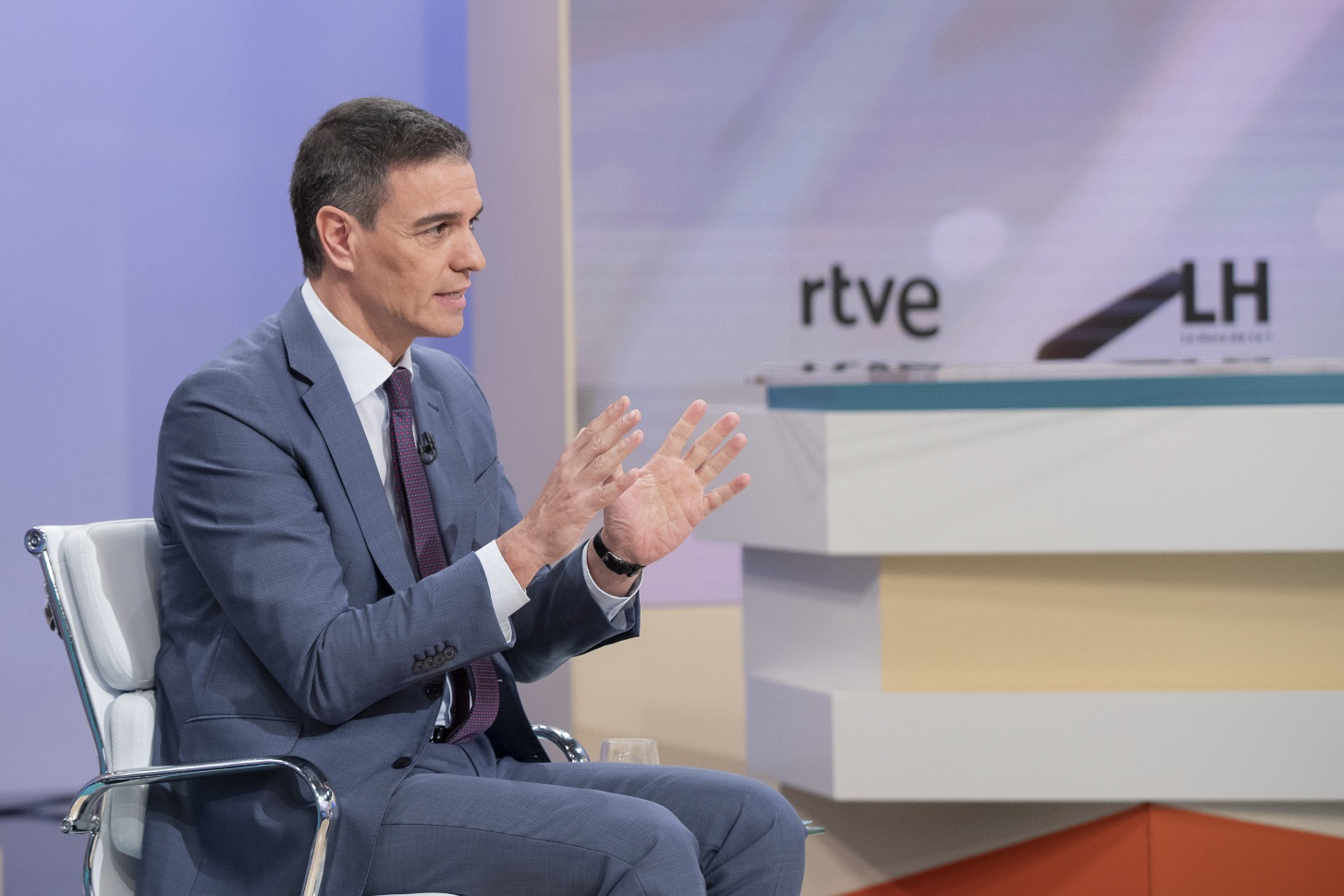 La 2 de RTVE será un canal en catalán - Electomanía