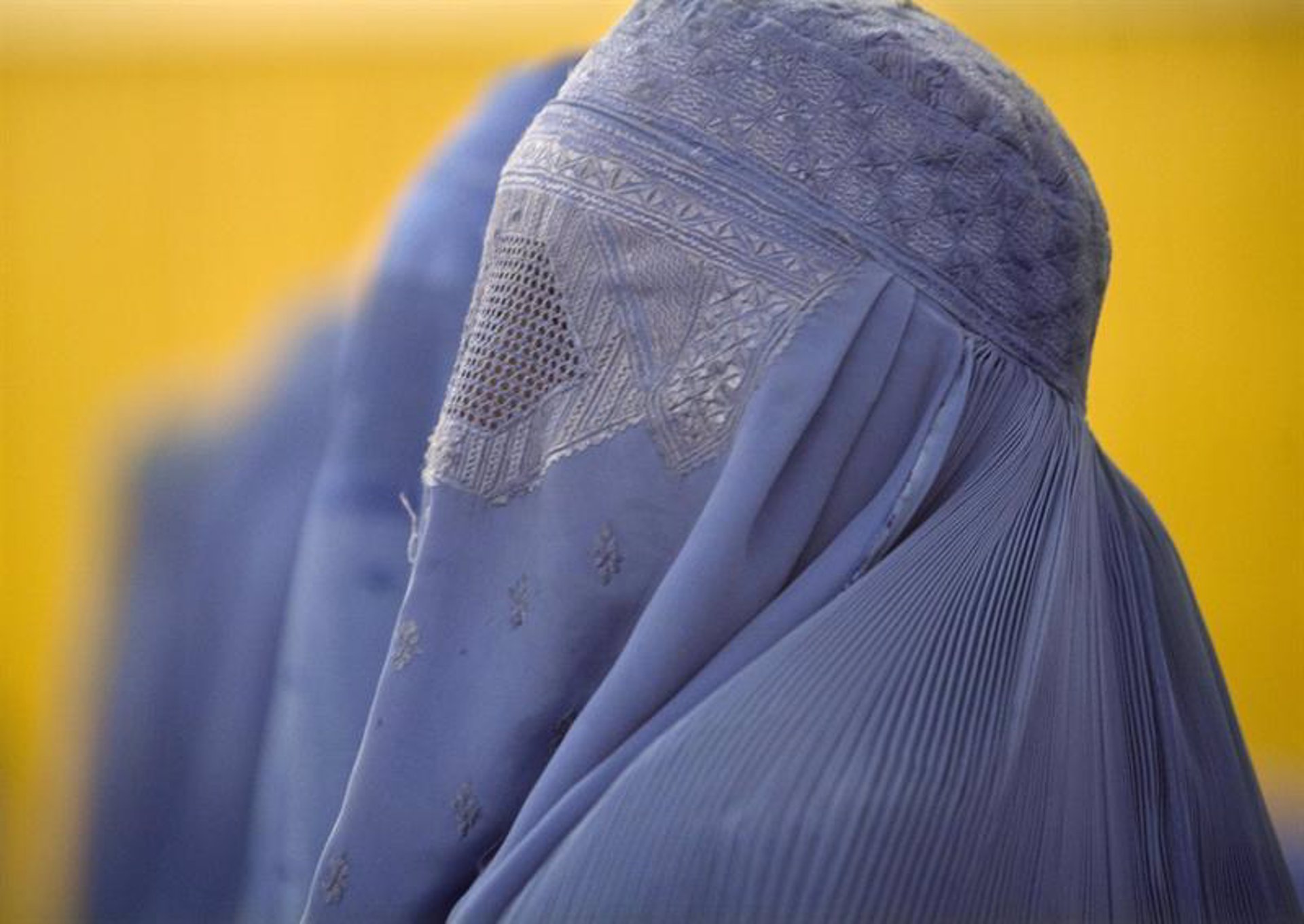 Junts rechaza el burka y nikab - Electomanía
