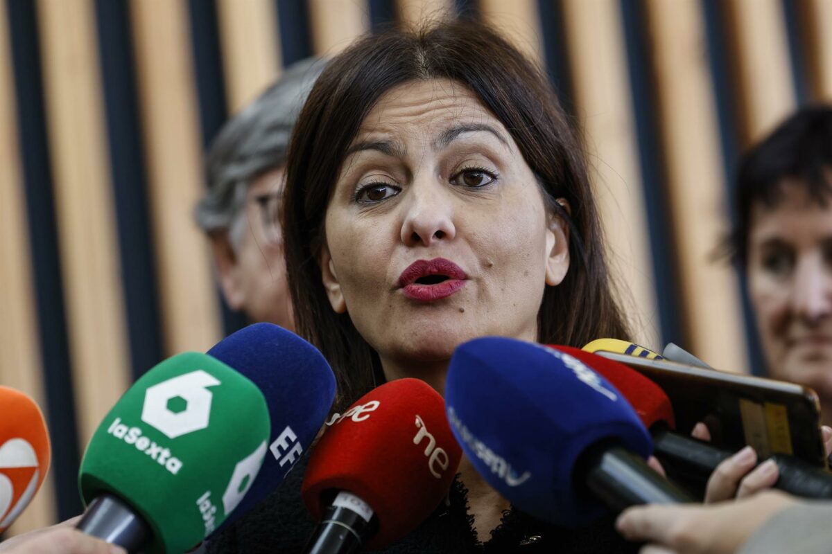 Sira Rego ve a Trump como la “mayor amenaza” - Electomanía